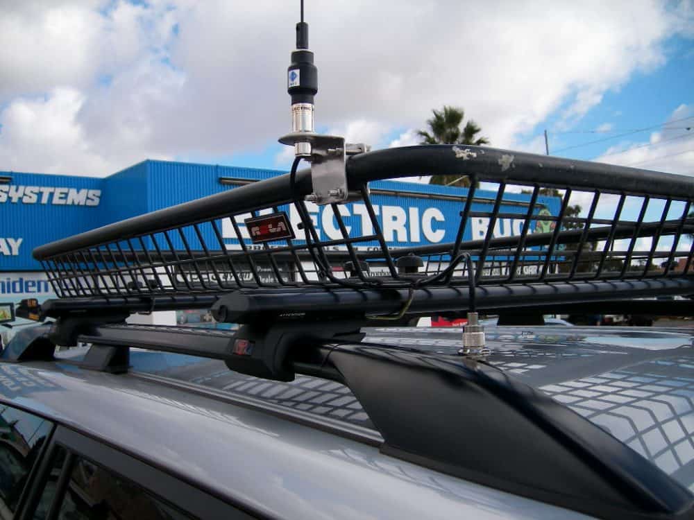Roof or Bullbar? Top tips to consider when mounting your antenna.